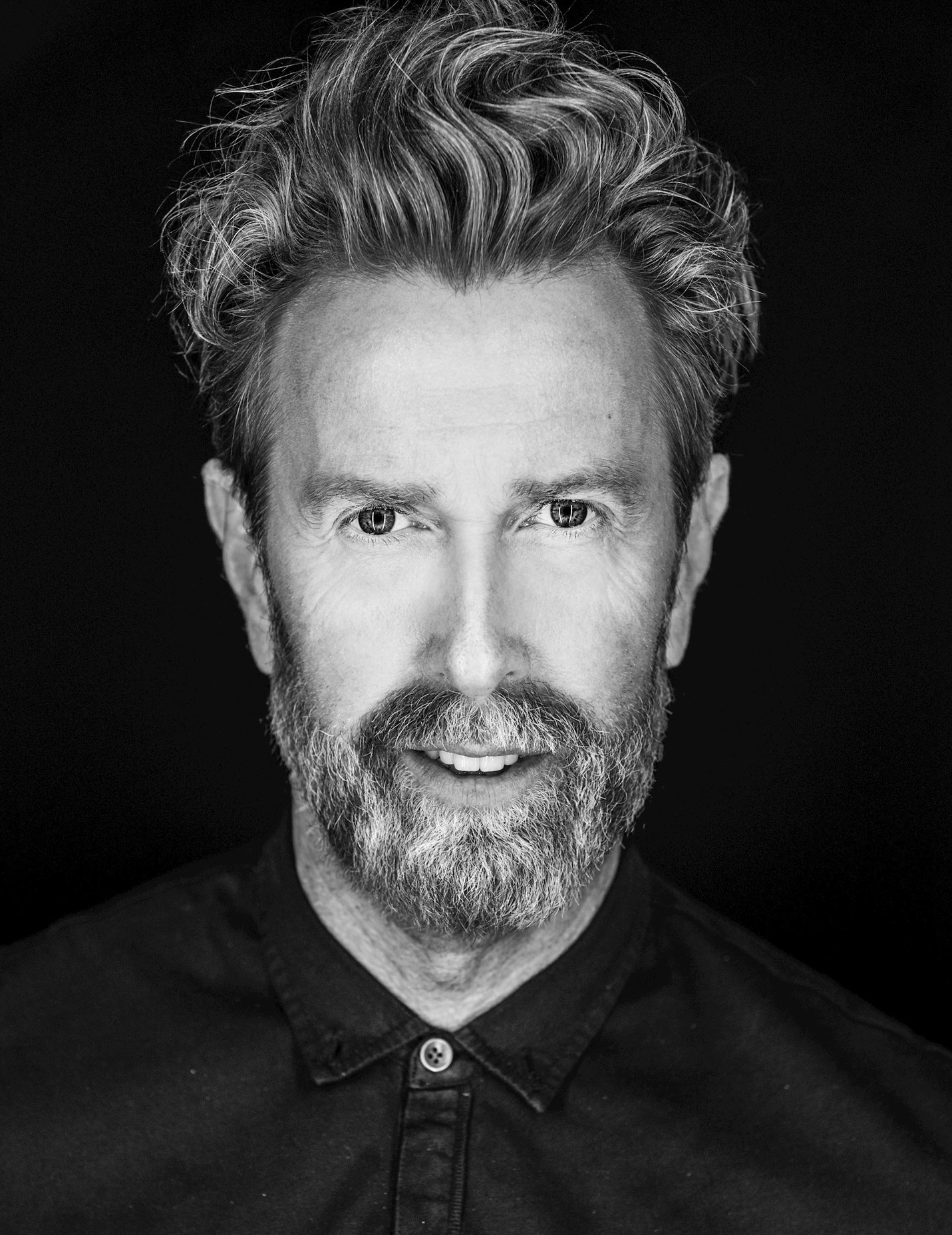 Kapper Ede | People Behind The Mirror